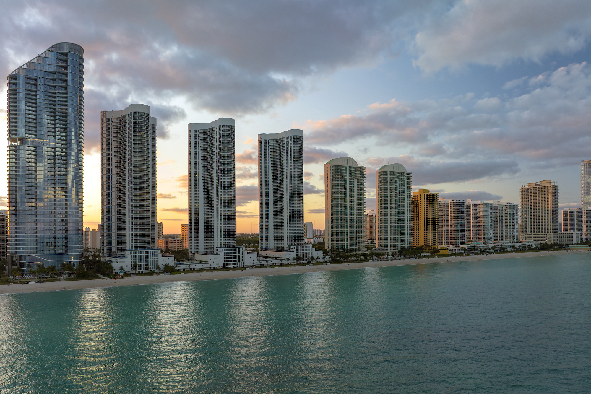 Avanti Way – East Miami – Avanti Way